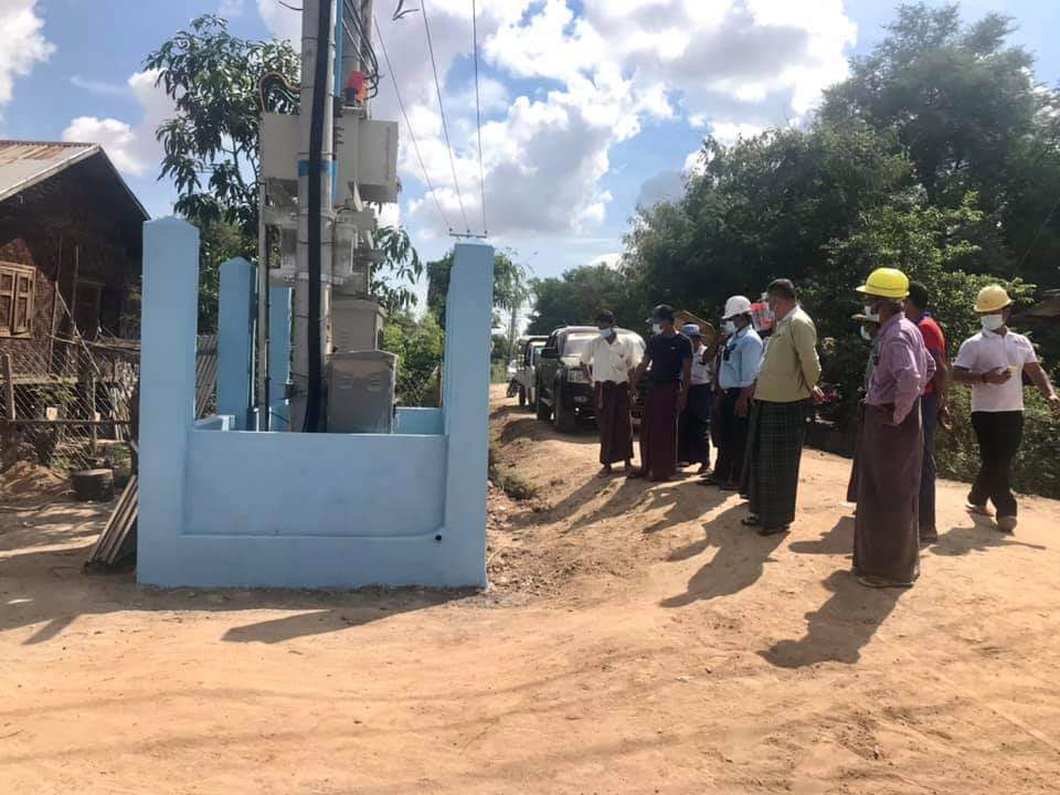 စစ်ကိုင်းတိုင်းဒေသကြီး ဘုတလင်မြို့နယ်တွင် လျှပ်စစ်ဓာတ်အားလိုင်းများ သွယ်တန်း ခြင်း နှင့် ဓာတ