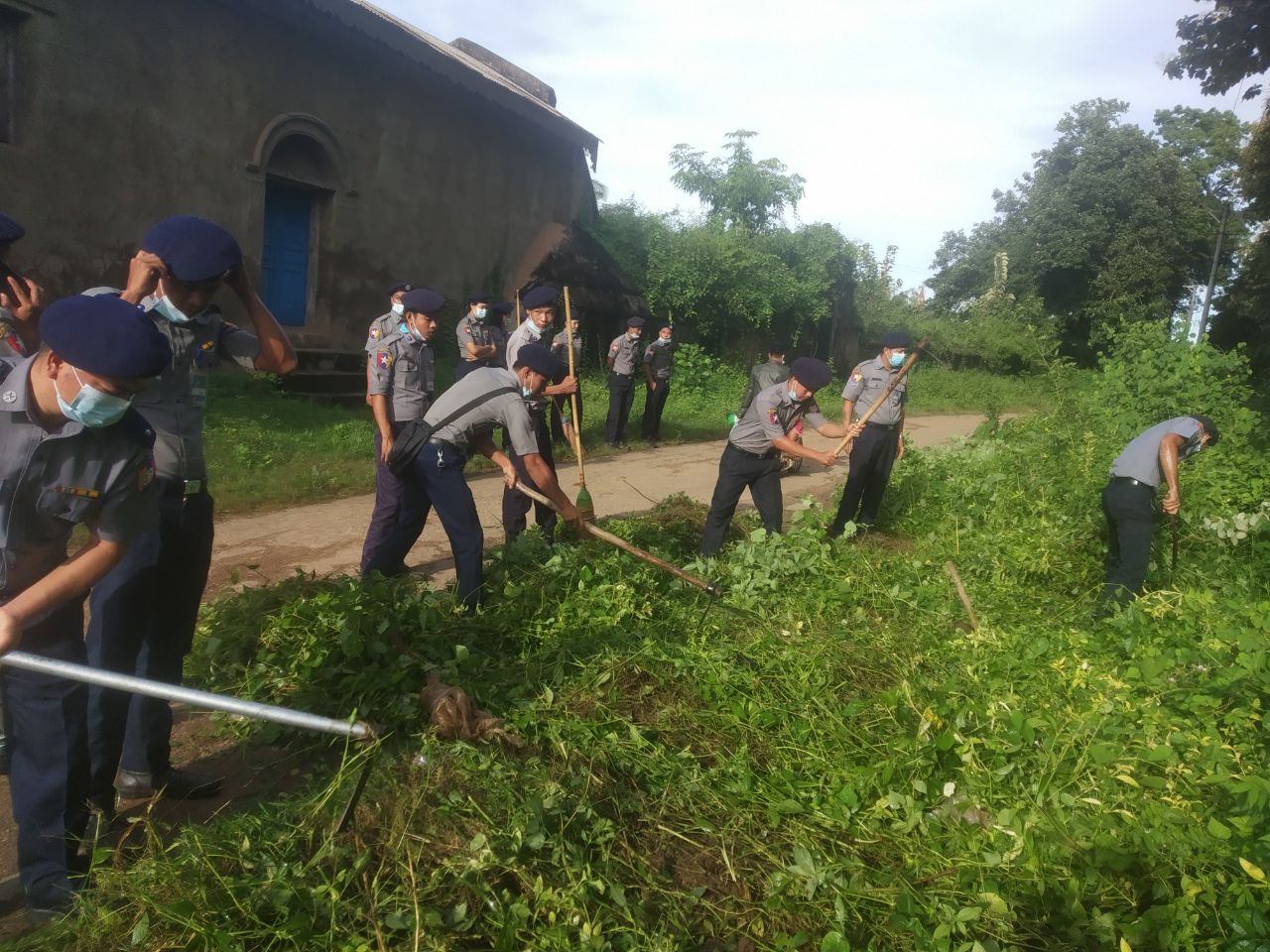 ၅၆ နှစ်မြောက် မြန်မာနိုင်ငံရဲတပ်ဖွဲ့နေ့ကို ကြိုဆိုဂုဏ်ပြုသောအားဖြင့