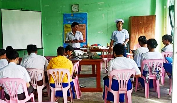 ကျိုင်းတုံမြို့၌ Mobile Tablet အသုံးပြု၍ ကျန်းမာရေးအသိပညာမြှင့်တင်ခြင