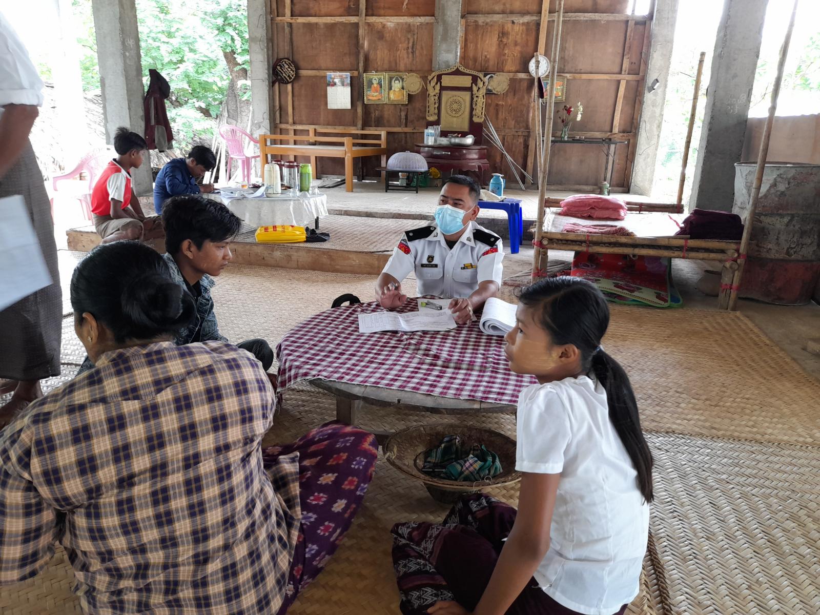 နတ်မောက်မြို့နယ်အတွင်း နိုင်ငံသားစိစစ်ရေးကတ်ပြားများ ကွင်းဆင်း ဆောင်ရွက