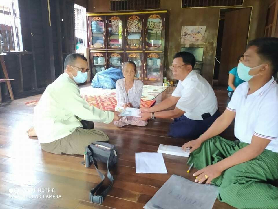 မော်လမြိုင်ခရိုင် လမိုင်းမြို့ရှိ အသက် ၈၀ နှစ်နှင့် အသက် ၈၅ နှစ် အထက်သက်ကြီး ဘိုးဘွားများအား လူမ