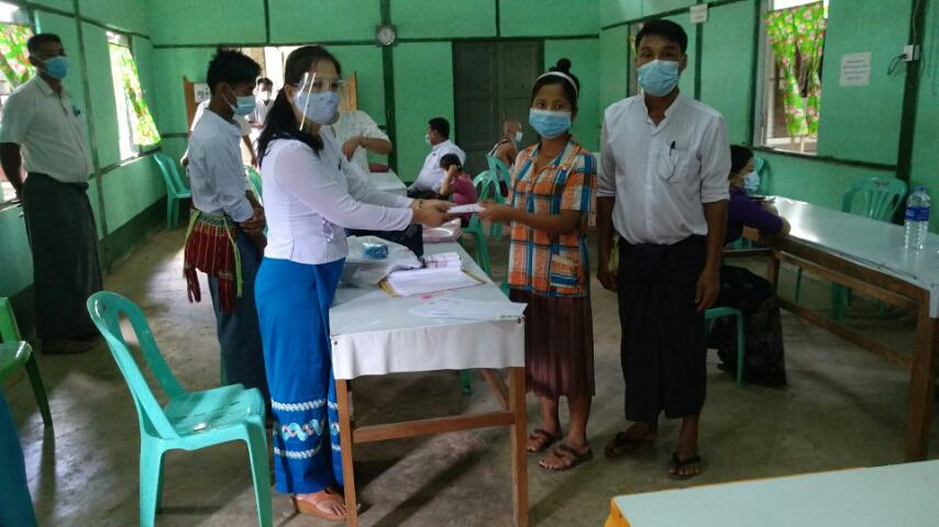ကျောက်ကြီးမြို့နယ်၌ Cerp အစီအစဉ်အရ မသန်စွမ်းသူများအား ထောက်ပံ့ငွေ