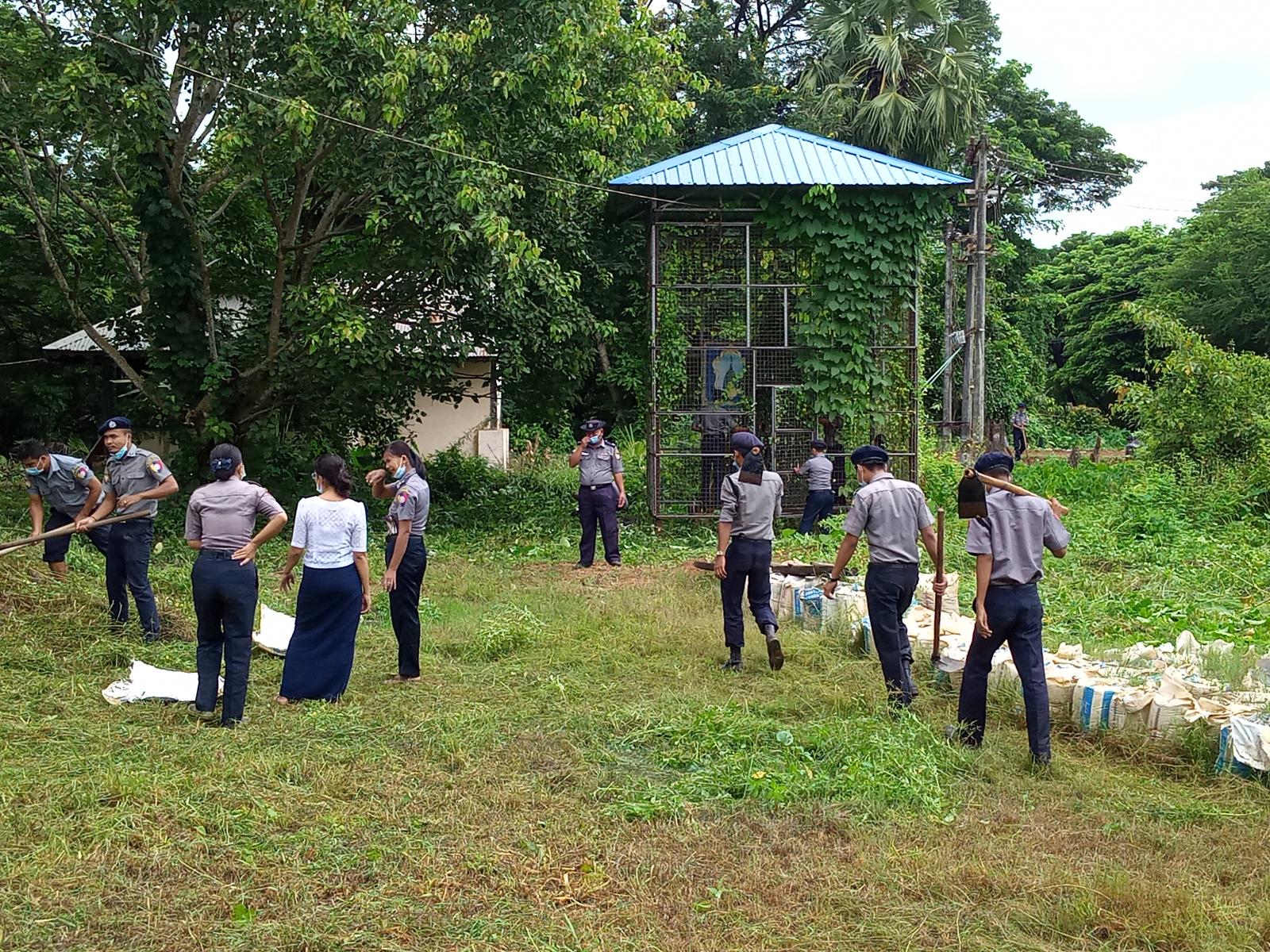၅၆ နှစ်မြောက် မြန်မာနိုင်ငံရဲတပ်ဖွဲ့နေ့ကို ကြိုဆိုဂုဏ်ပြုသောအားဖြင့် ပ