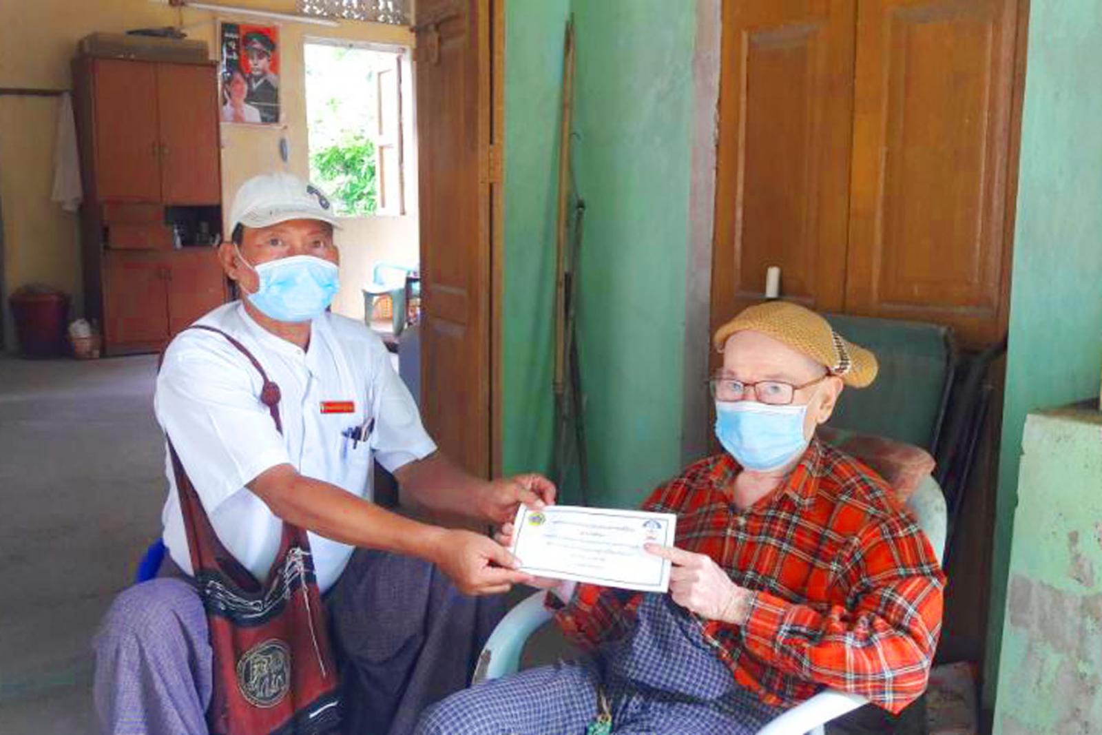 မင်းဘူး စကု မြို့နယ်တွင် အသက် ၈၅ နှစ်နှင့်အထက် ဘိုးဘွား ၈၀၉ ဦးအတွက် နိုင်ငံတော်မှ ငွေကျပ် ၄၈၅