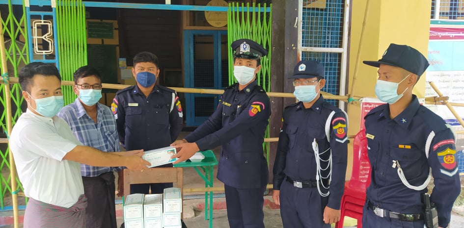 ငါးသိုင်းချောင်းမြို့၊ အ ထ က ကျောင်းရှိ နေရာကန့်သတ်စောင့်ကြည့်စင်တာသို့