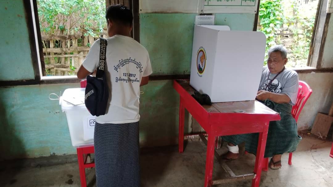 ကရင်ပြည်နယ်၊ ကော့ကရိတ်ခရိုင်၊ ကြာအင်းဆိပ်ကြီးမြို့နယ်တွင် အသက် ၆၀ နှစ