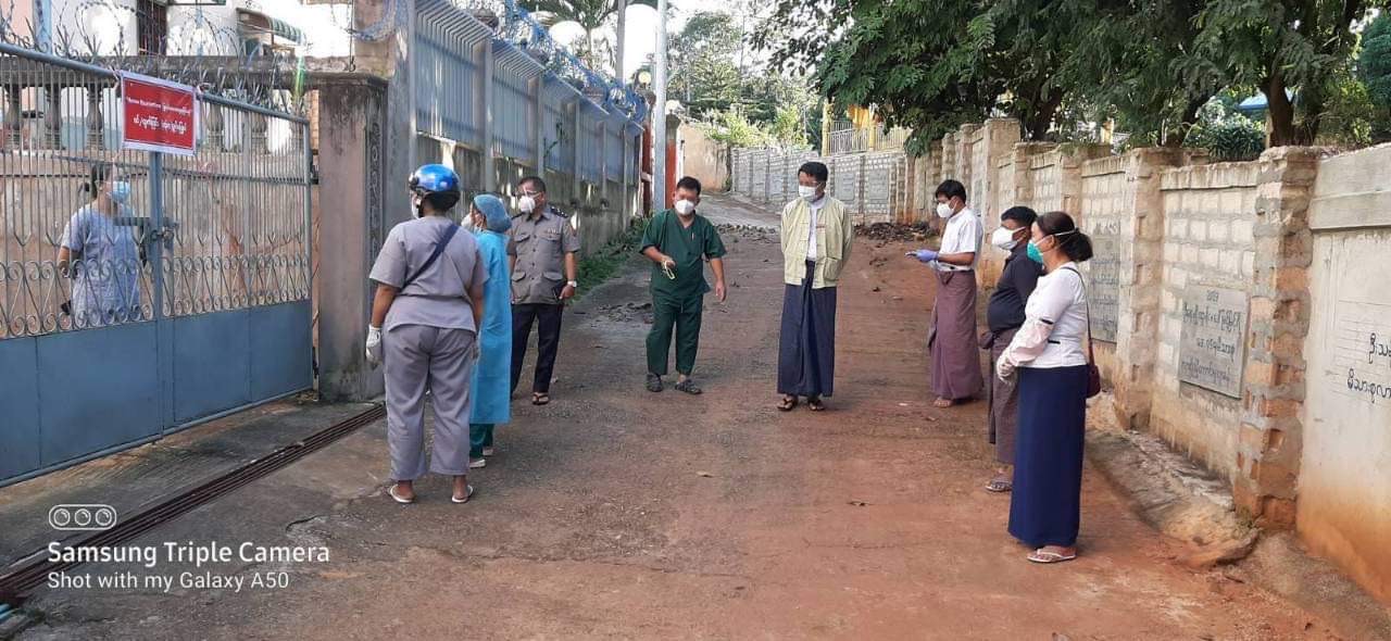 လားရှိုးမြို့နေသူ ယာဉ်မောင်းတစ်ဦး မူဆယ်မြို့ ၁၀၅ မိုင် ကုန်သွယ်ရေးဇုံ
