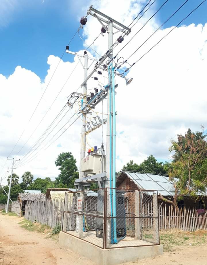 ညောင်ဦးမြို့နယ်တွင် မန္တလေးတိုင်းဒေသကြီး အစိုးရရန်ပုံငွေဖြင့် ဆောင်ရွက်သည့် ကျေးရွာများ မီးလင်းပ