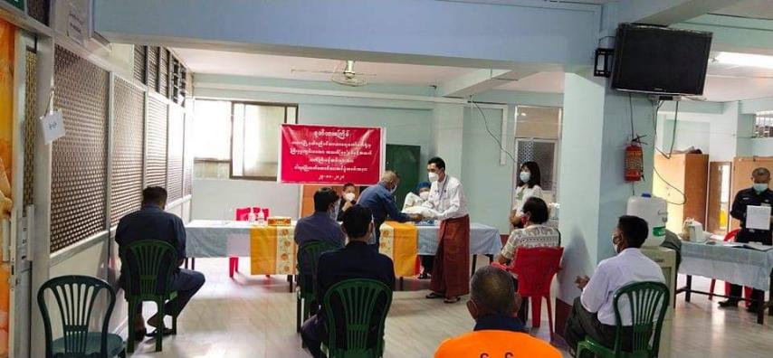လသာမြို့နယ် စည်ပင်သာယာရေးကော်မတီမှ ကြီးမှူးကျင်းပသော အသက် ၅၅ နှစ် နှင့