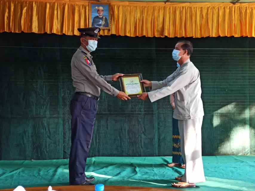 ၂ဝ၂ဝပြည့်နှစ် ပါတီစုံဒီမိုကရေစီ အထွေထွေရွေးကောက်ပွဲအောင်မြင်စွာကျင