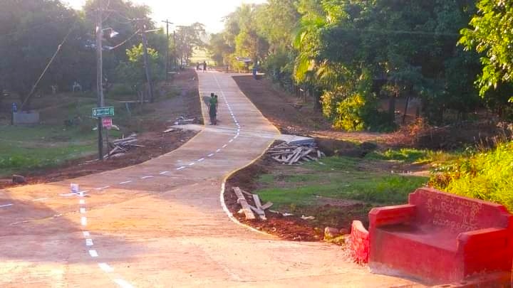 ဝန်းသိုမြို့နယ်တွင် လူဉီးရေ ၃၅၀ ကျော်အကျိုးပြုမည့် ရွာတွင်းကွန်ကရစ်လမ