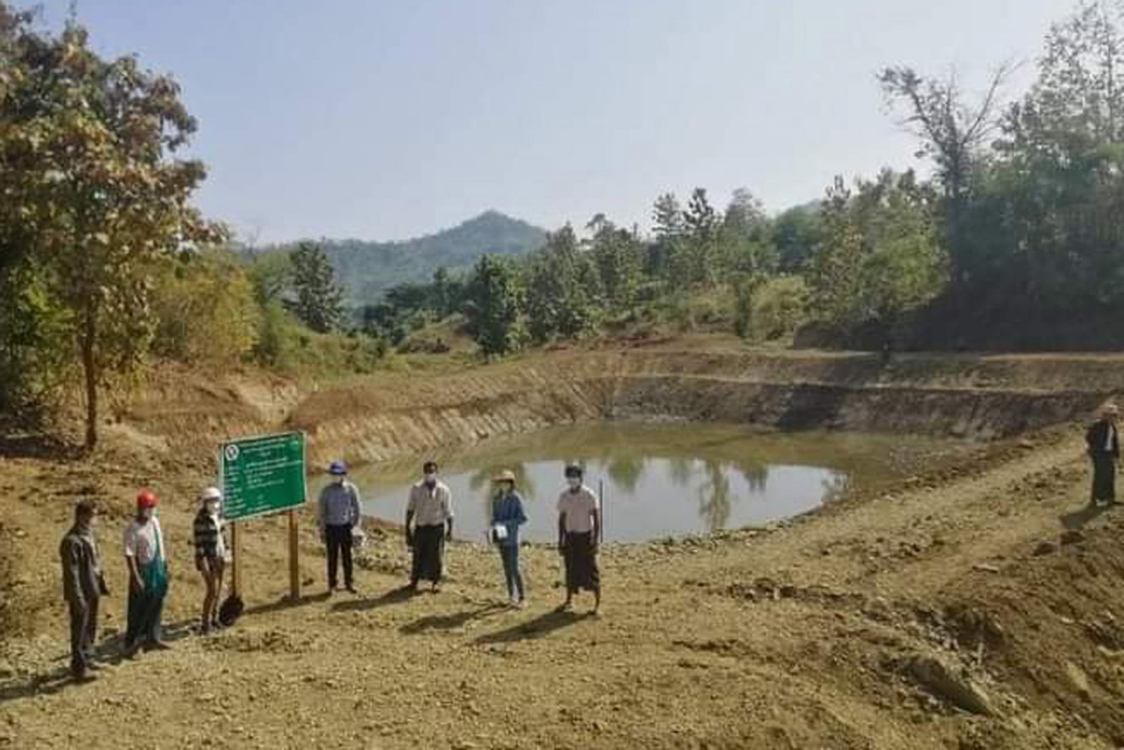 ကံမမြို့နယ် မုန်းဒါးကြီးကျေးရွာတွင် မြေသားမိုး ရေလှောင်ကန် တူးဖော်ဆောင