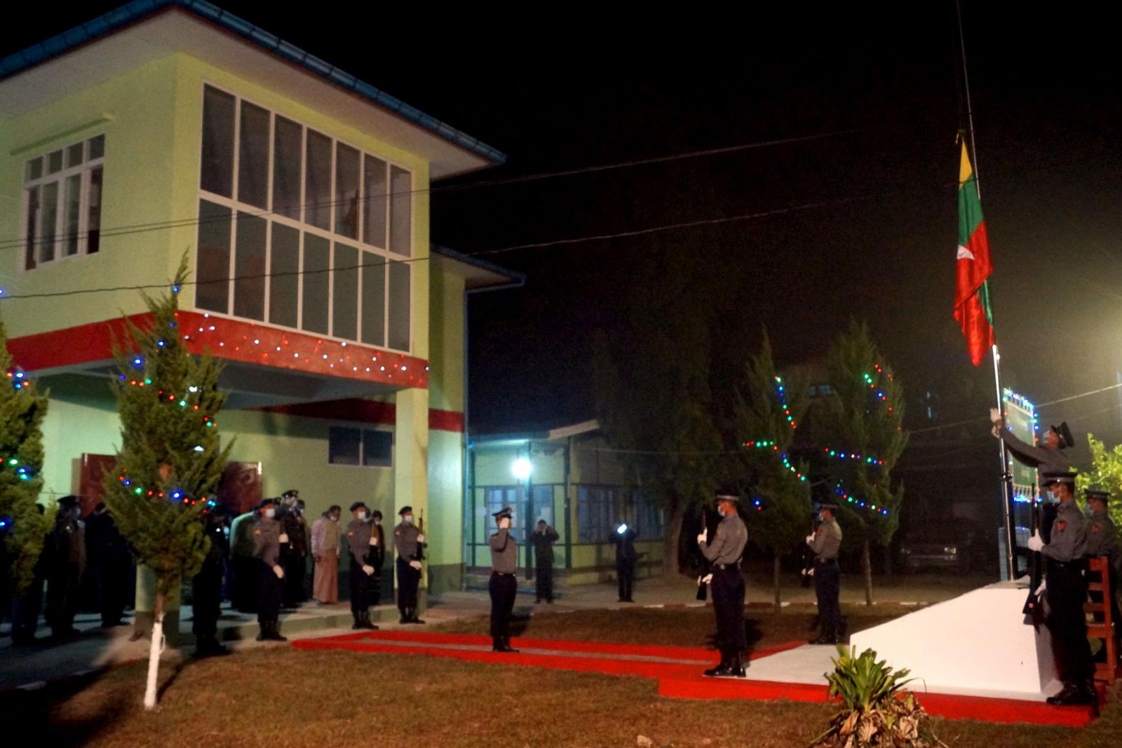 မိုင်းဆတ်မြို့၌ ၇၃ နှစ်မြောက် လွတ်လပ်ရေးနေ့အလံတင်အခမ်းအနားကျင်းပ Information And Public