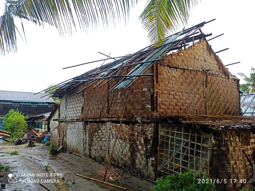 အုတ်ဖိုမြို့နယ်တွင် လေပြင်းတိုက်ခတ်မှုဖြစ်ပွား Information And Public