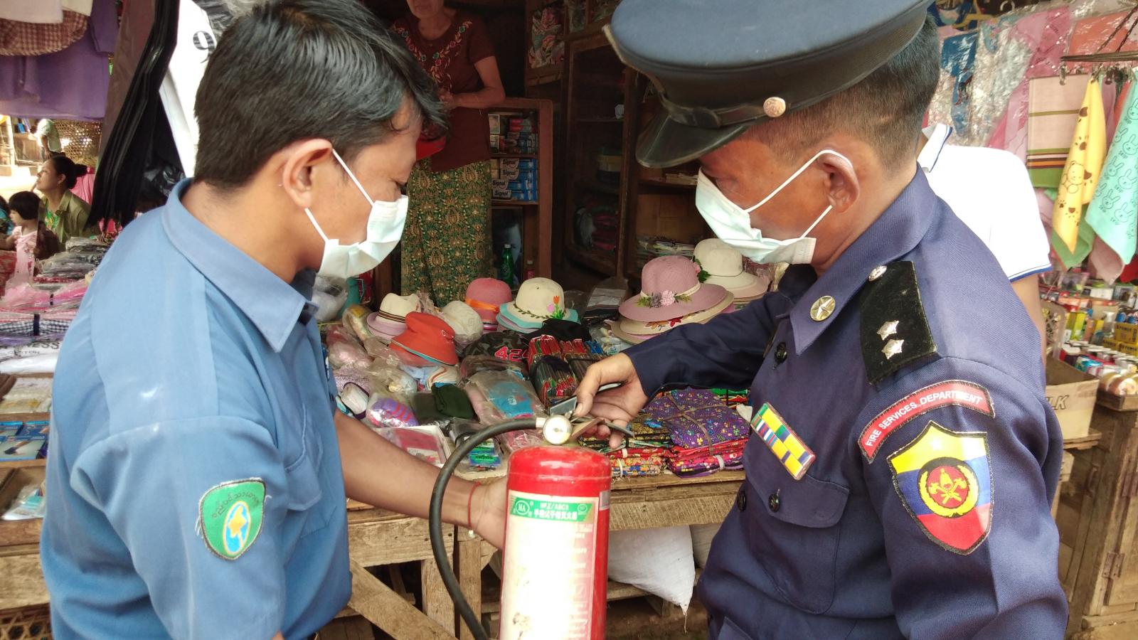နမ္မတူမြို့နယ် မြို့မဈေး၌ မီးဘေးအန္တရာယ် ကြိုတင်ကာကွယ်ရေး ဆောင်ရွက်ထားရ