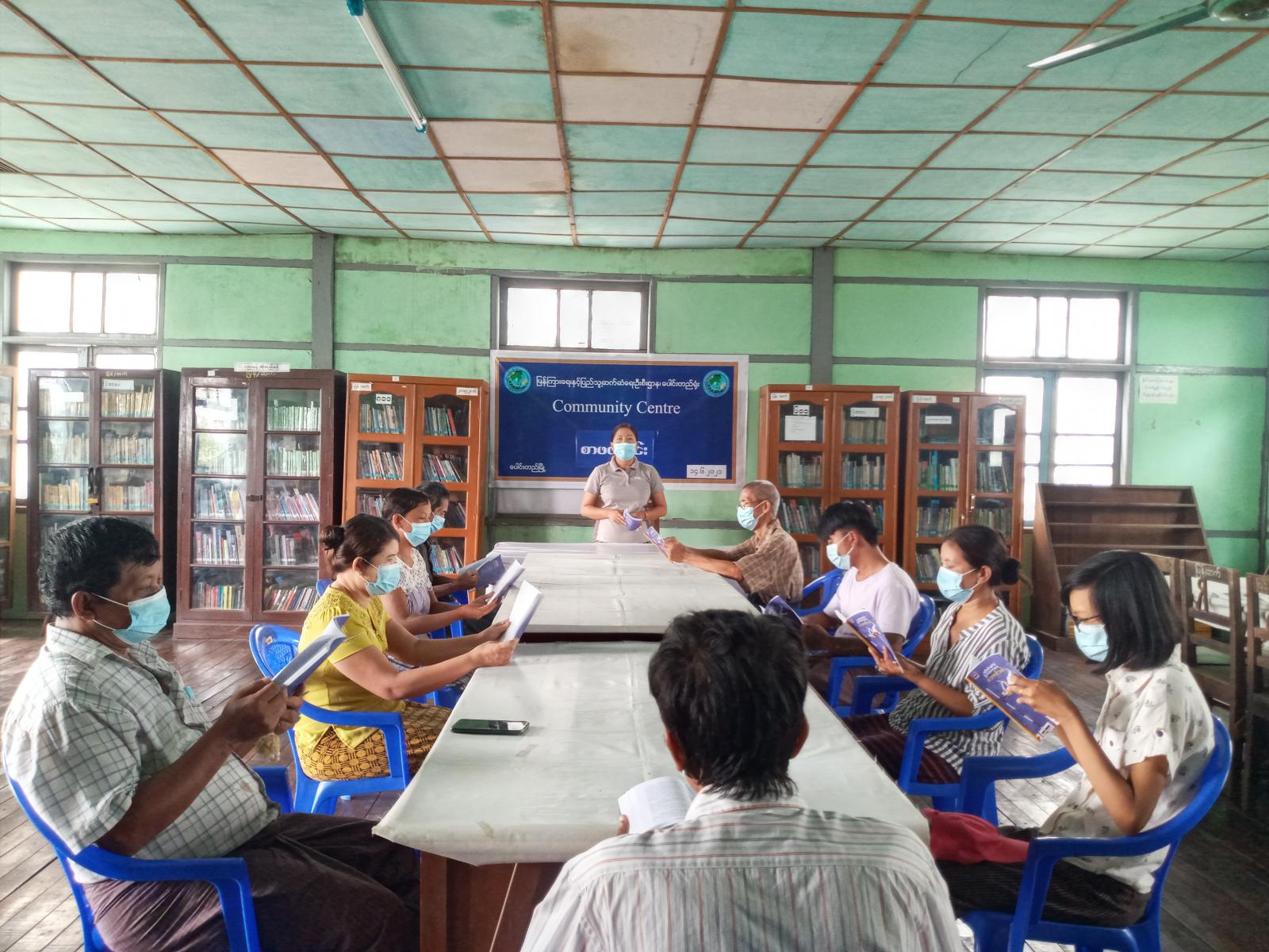 ပေါင်းတည်မြို့နယ် ပြည်သူ့စာကြည့်တိုက်တွင် စာဖတ်ဝိုင်းကျင်းပ