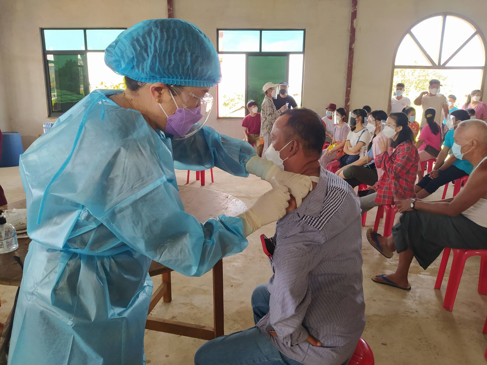 ကာလိမြို့၌ ကိုဗစ် ၁၉ ရောဂါ ကာကွယ်ဆေး ထိုးနှံရန်ကျန်ရှိသူများအား ပထမအက