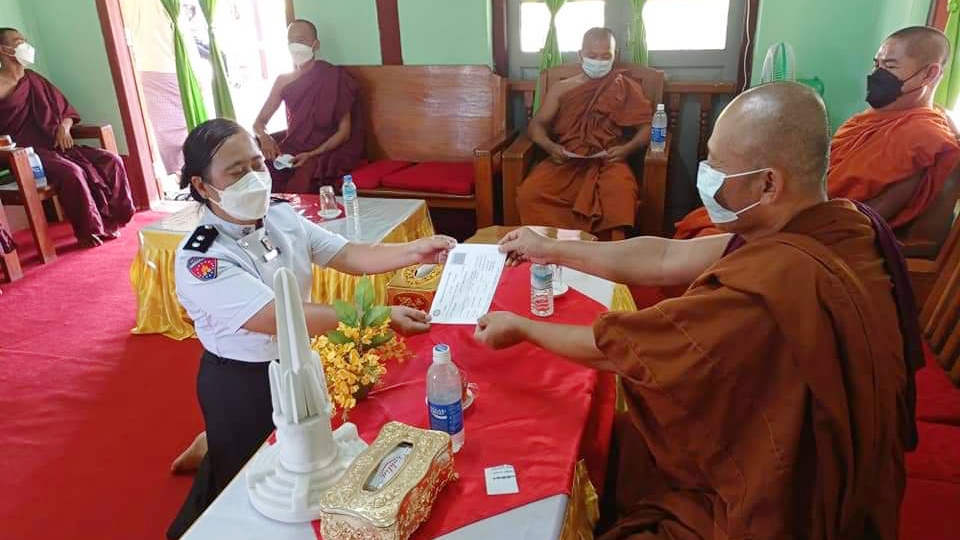 မိုးနဲမြို့နယ်တွင် သံဃာတော်များ၊ အသက် ၆၅ နှစ်နှင့်အထက် ဘိုးဘွားများအား