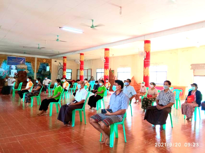 ဂွမြို့၌အသက် ၅၅ နှစ်နှင့်အထက် ပြည်သူများအား ကိုဗစ် ၁၉ ရောဂါကာကွယ်ဆေးစတင် ထိုးနှံပေး လျက်ရှိ