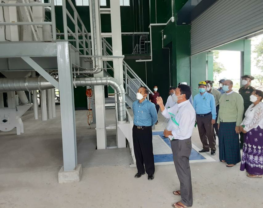 စစ်ကိုင်းတိုင်းဝန်ကြီးချုပ်မှ ဝက်လက်မြို့နယ် စိုက်ပျိုးရေး နည်ပညာ ပြန့်ပွားရေးစင်တာရှိ စပါးမ