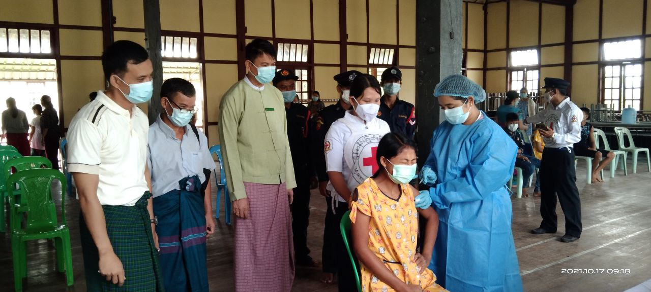 ပုလောမြို့နယ်၌ အသက် ၁၂ နှစ်နှင့်အထက် ကျောင်းသား သူများအား ကိုဗစ်−၁၉