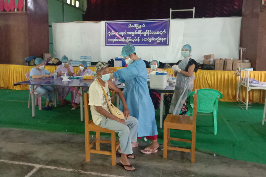 သီပေါမြို့နယ်၌ ဒုတိယအကြိမ် ကိုဗစ် ၁၉ရောဂါ ကာကွယ်ဆေး ၅ ရက်မြောက်နေ့ ဆက