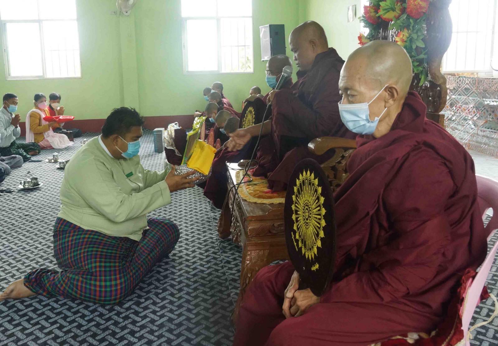 မိုင်းယန်းမြို့၌ ၂၀ ကြိမ်မြောက် စုပေါင်းမဟာဘုံကထိန်သင်္ကန်းနှင့် လှူဖ