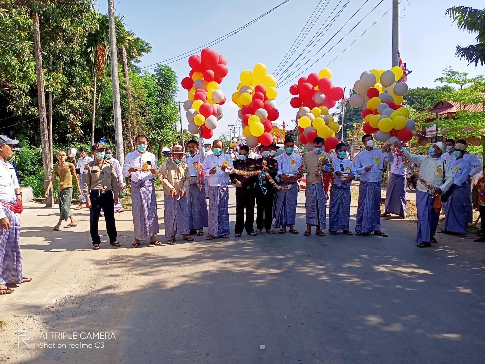 ဒိုက်ဦးမြို့၏ ၉၉ ကြိမ်မြောက် တန်ဆောင်တိုင် နှစ်ကျိပ်ရှစ်ဆူဘုရားများ