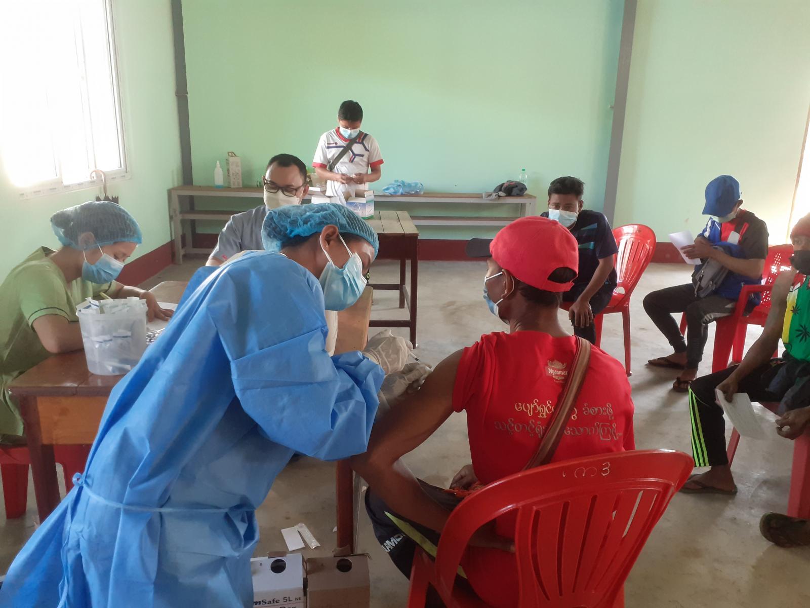 ကျိုက်ဒုံမြို့၌ ဆဋ္ဌမအသုတ်၊ ပထမအကြိမ် အသက်၁၈နှစ်နှင့်အထက်ပြည့်ပြီး၊ပြည