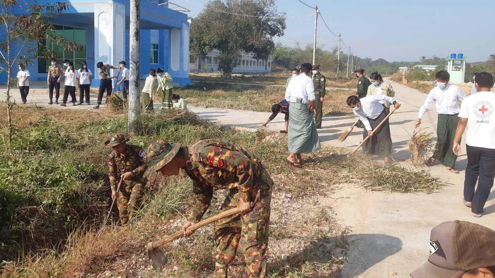 ထားဝယ်မြို့ ထားဝယ်နည်းပညာတက္ကသိုလ်ဝင်းအတွင်း စုပေါင်းသန့်ရှင်းရေးလုပ်ငန