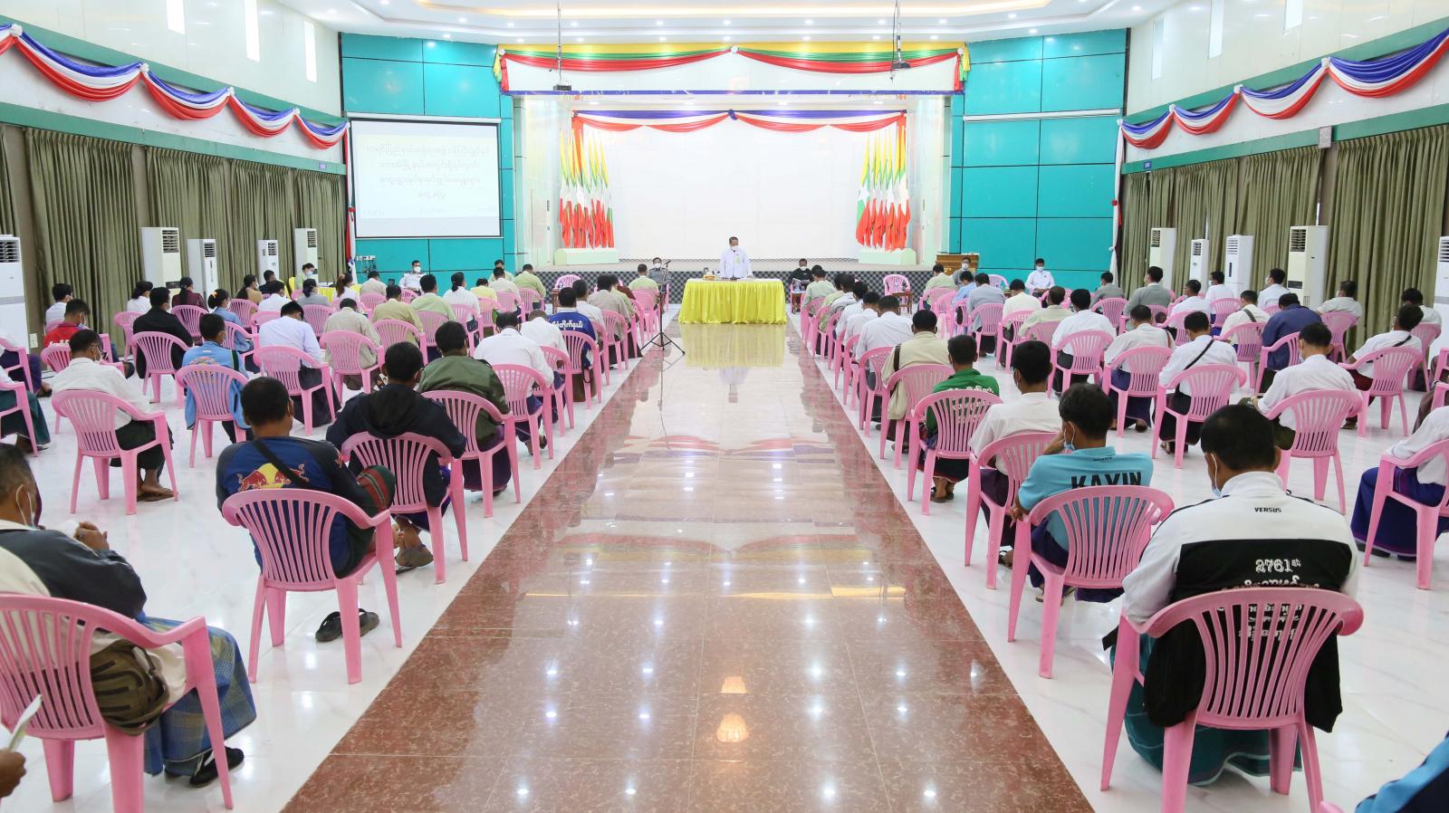 ၇၅ နှစ်မြောက် စိန်ရတုပြည်ထောင်စုနေ့ အထိမ်းအမှတ် အမျိုးသား အမျိုးသမီးအလ
