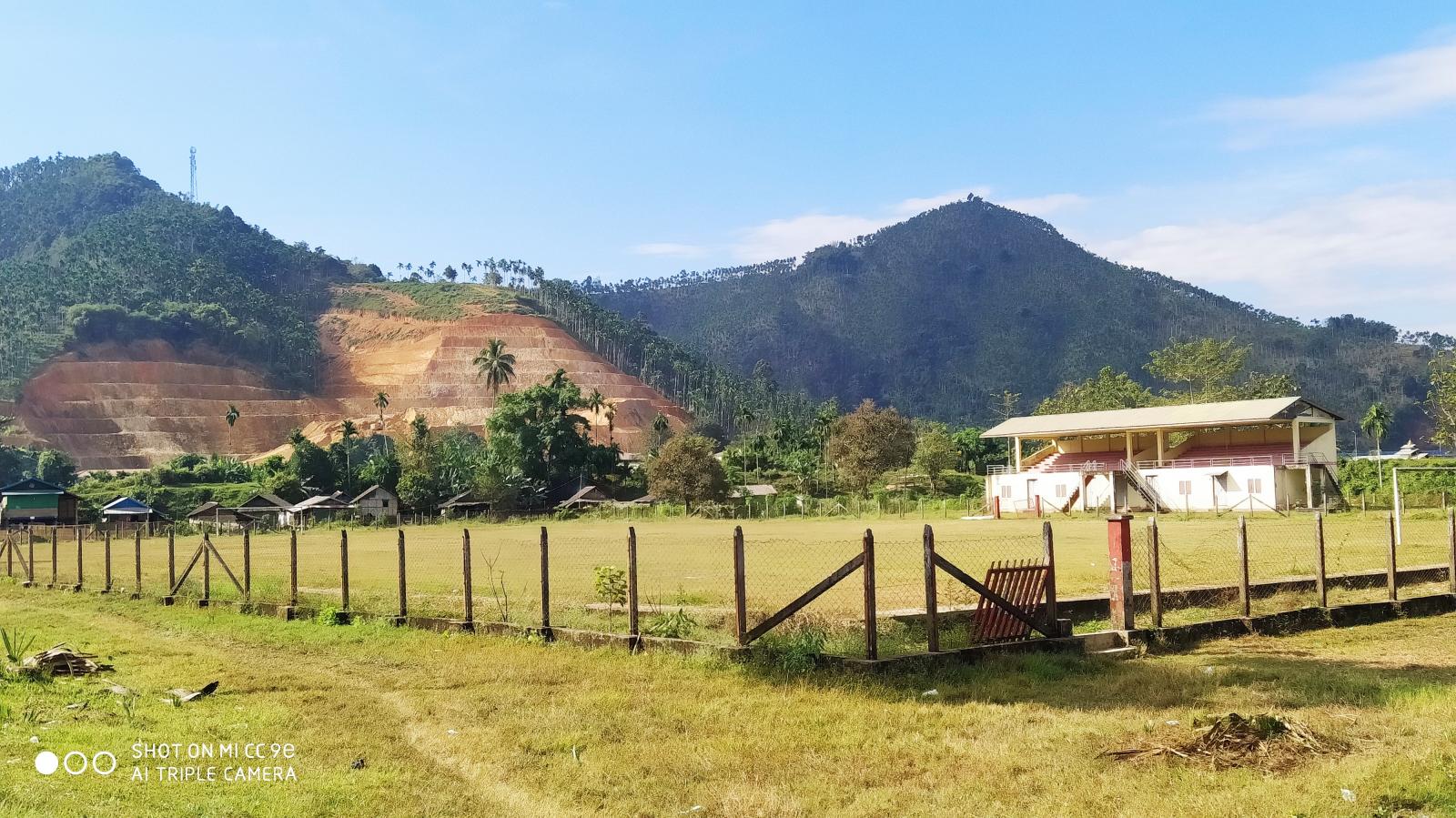 တနင်္သာရီ၌ ၇၅ နှစ်မြောက်၊ စိန်ရတုပြည်ထောင်စုနေ့အထိမ်းအမှတ် မြို့နယ်အား