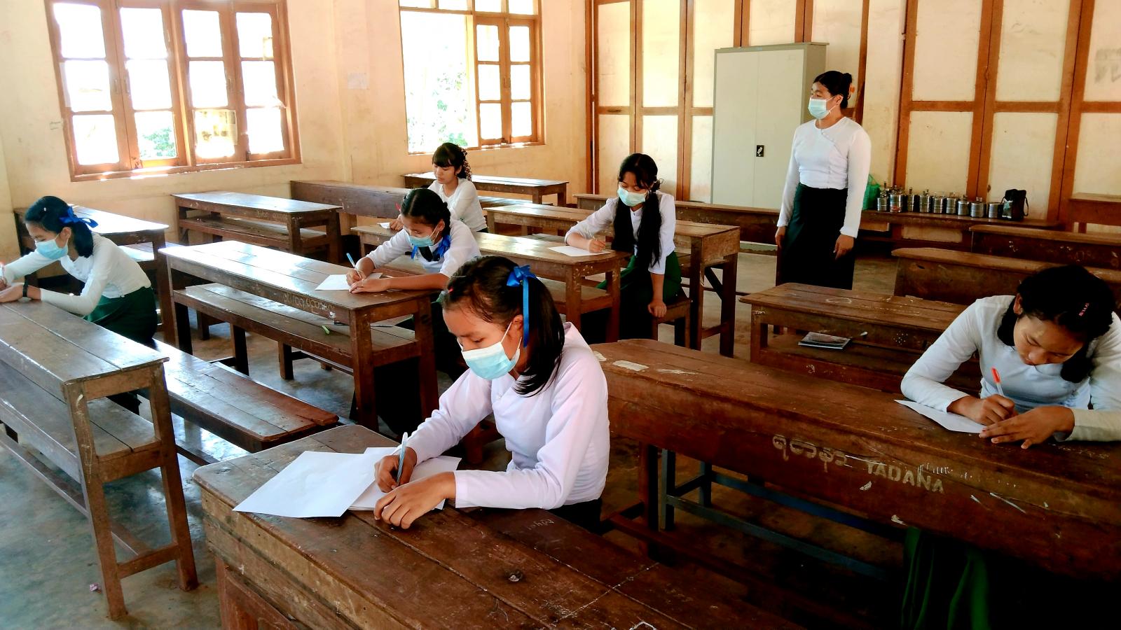 ကလိန်အောင်မြို့တွင် ၇၅ နှစ်မြောက် စိန်ရတုပြည်ထောင်စုနေ့ အထိမ်းအမှတ်အက