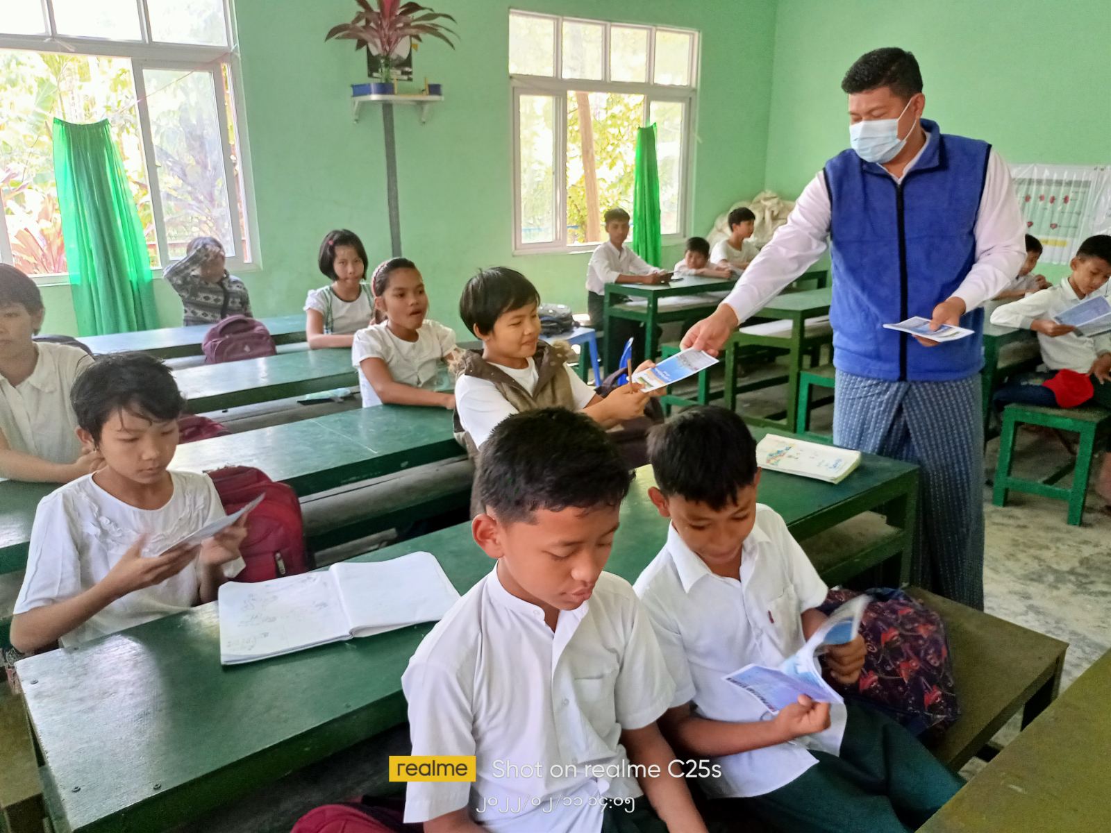 ၇၅ နှစ်မြောက် စိန်ရတု ပြည်ထောင်စုနေ့အထိမ်းအမှတ် ဟောပြောပွဲကျင်းပ