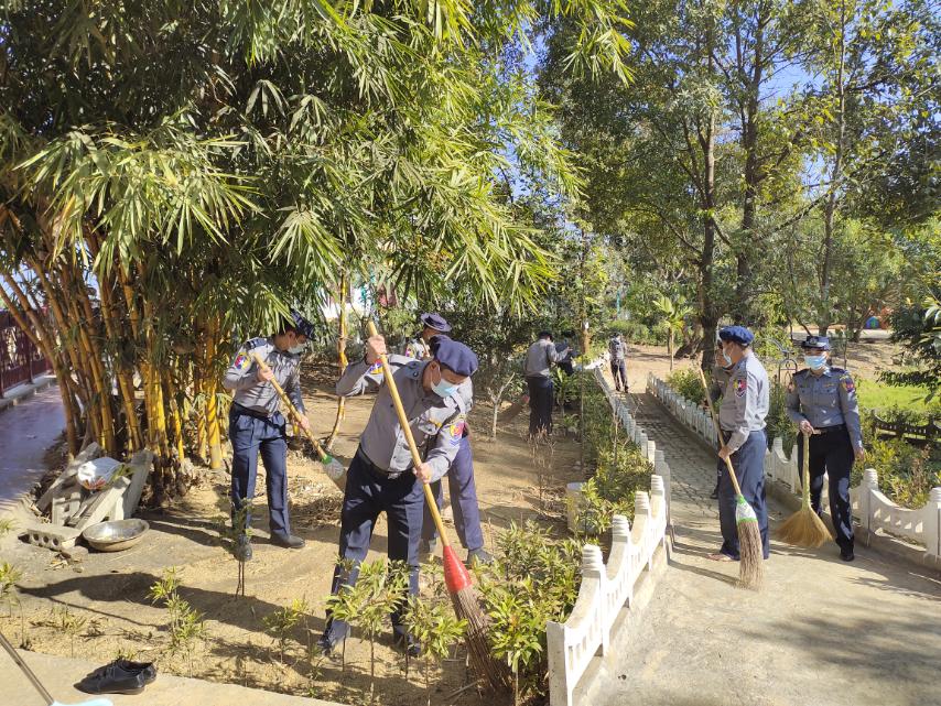မူဆယ်မြို့တွင် ၇၅ နှစ်မြောက် စိန်ရတုပြည်ထောင်စုနေ့အား ဂုဏ်ပြုသောအားဖ