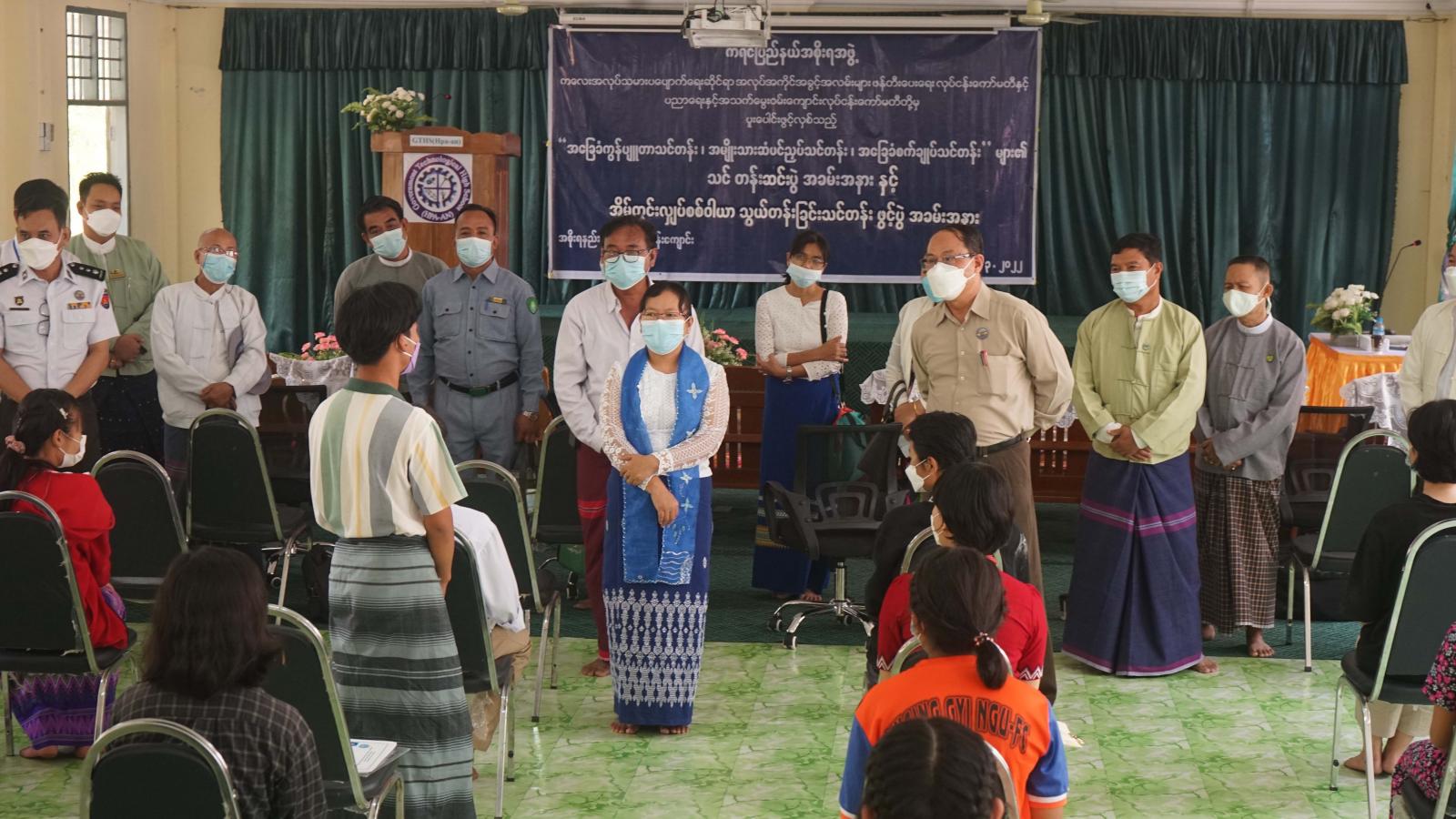 ၇၇ နှစ်မြောက် တပ်မတော်နေ့ကို ကြိုဆိုဂုဏ်ပြုသောအားဖြင့် စိုက်ဧကပေါင်း