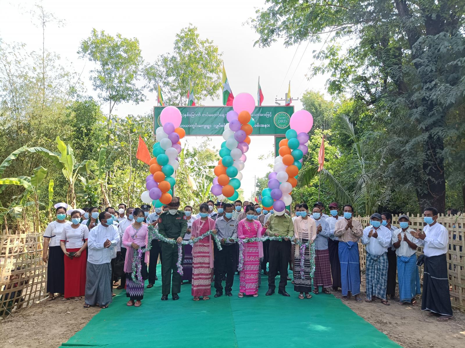 ၇၇ နှစ်မြောက် တပ်မတော်နေ့ကို ဂုဏ်ပြုသောအားဖြင့် ကျေးရွာလျှပ်စစ်မီးဖွင့