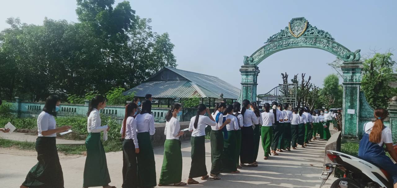 ပုလောမြို့နယ်တွင် ၂၀၂၁ ၂၀၂၂ ပညာသင်နှစ် တက္ကသိုလ်ဝင်စာမေးပွဲဖြေဆို