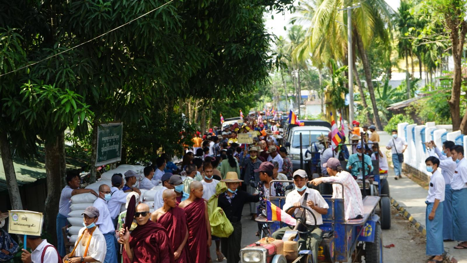 အိမ်မဲမြို့နယ်တွင် ၁၁၄ ကြိမ်မြောက် မြို့နယ်လုံးကျွတ် သံဃာ့ဒါနဆွမ်းဆန်စိမ်းလောင်းလှူပွဲကျင်းပ