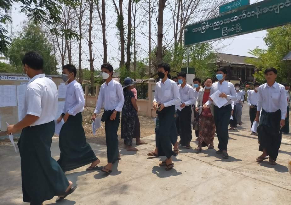 ကြံခင်းမြို့နယ် စာစစ်ဌာန ၅ ခုတွင် ၂၀၂၂ ခုနှစ် တက္ကသိုလ်ဝင်စာမေးပွဲကို