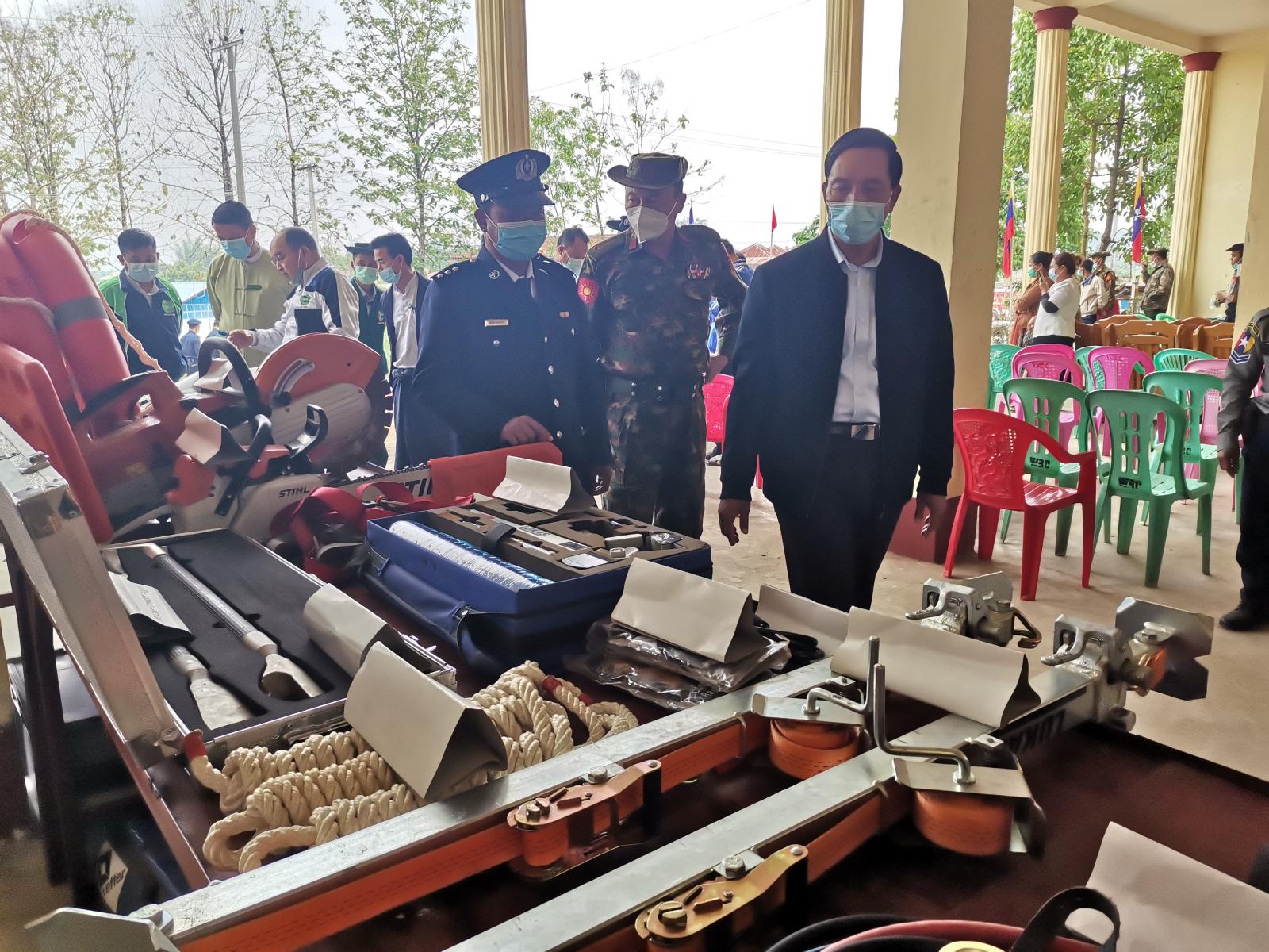 ဟိုပန်၌ ၇၆ နှစ်မြောက် မြန်မာနိုင်ငံမီးသတ်တပ်ဖွဲ့နေ့ အထိမ်းအမှတ်အခမ