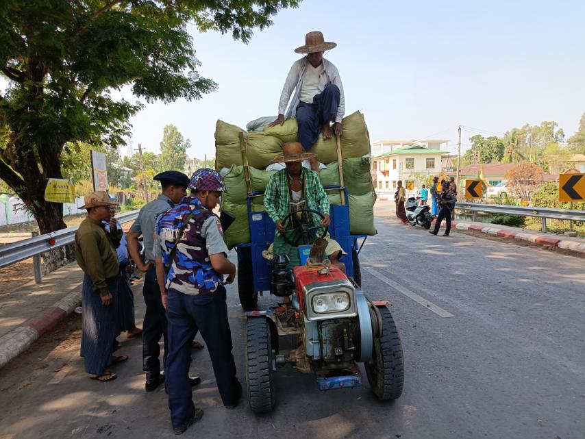 ဝါးခယ်မမြို့နယ်အတွင်း ယာဉ်စည်းကမ်း၊ လမ်းစည်းကမ်းဆိုင်ရာ အသိပညာပေးခြင်း