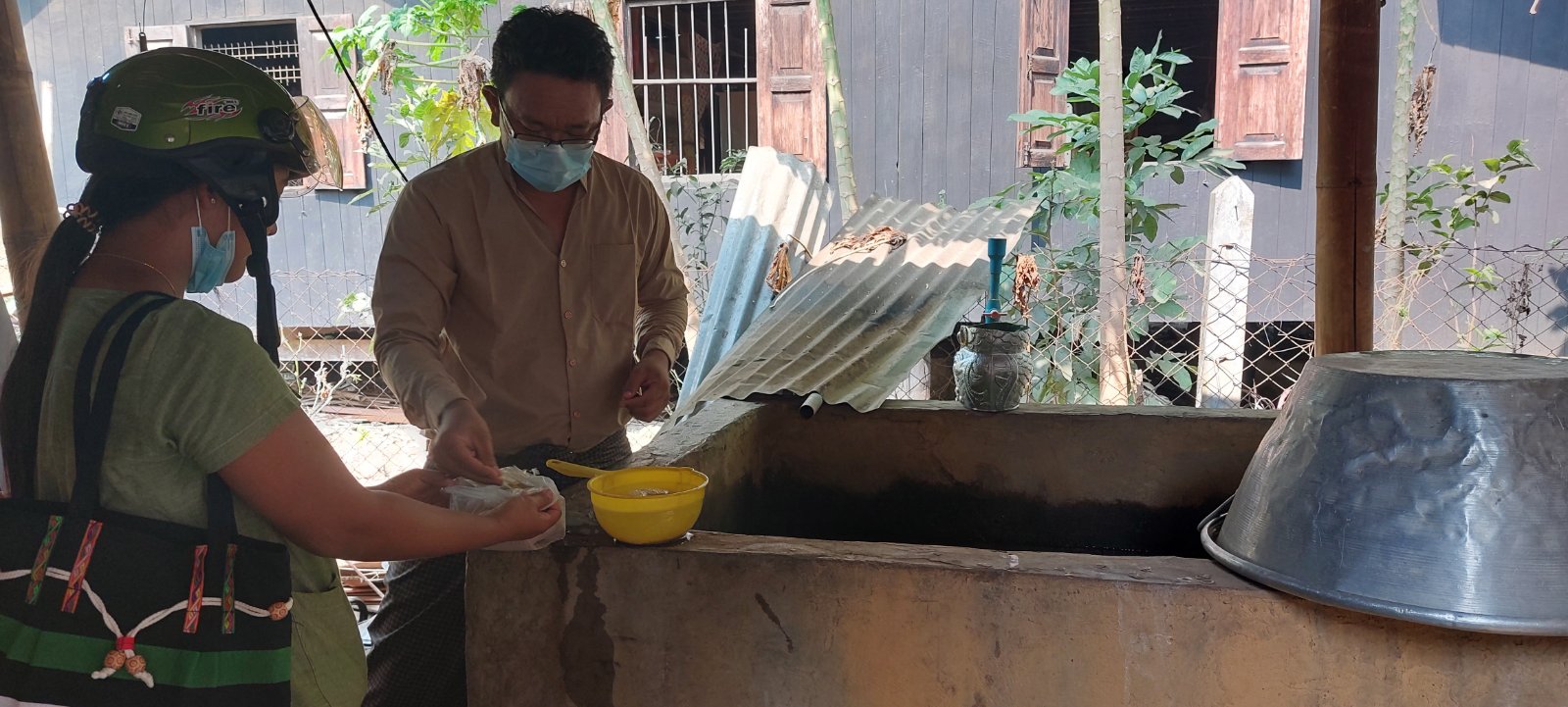 လက်ပံတန်းမြို့နယ်တွင် သွေးလွန်တုပ်ကွေးရောဂါ ကာကွယ်နှိမ်နင်းရေး လုပ်ငန