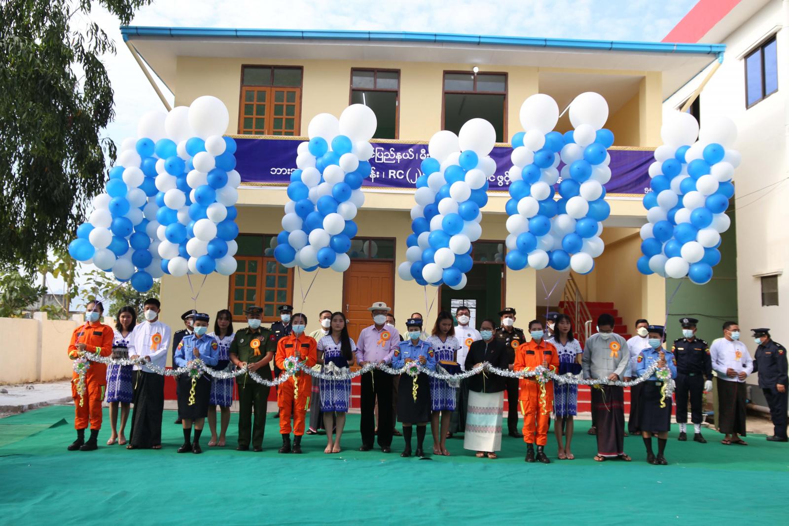 ၇၆ နှစ်မြောက် မြန်မာနိုင်ငံမီးသတ်တပ်ဖွဲ့နေ့အခမ်းအနားတွင် လူပျိုဆောင် ၂
