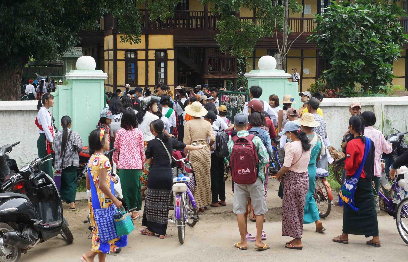 ကသာမြို့တွင် ၂၀၂၂ ၂၀၂၃ ပညာသင်နှစ်အတွက် အခြေခံပညာကျောင်းများ စတင်ဖွင့်လ