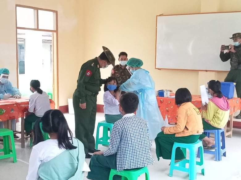 နမ့်ဆန်မြို့၌ အသက် ၅ နှစ်မှ အသက် ၁၂ နှစ်အထိ ကျောင်းသား သူများအား ကိုဗစ