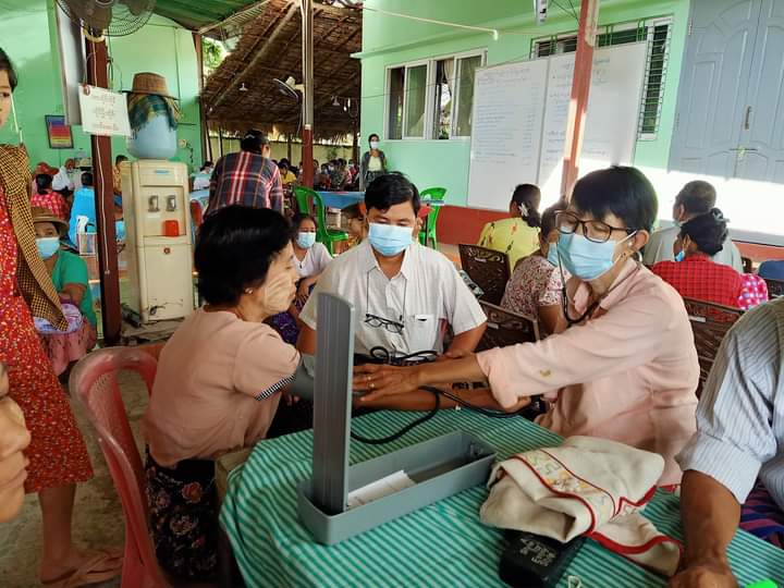 ဒိုက်ဦးမြို့ အနန္တဂုဏ်ရည်ဆေးခန်း၌ လူနာများအား အခမဲ့ကုသပေး Information