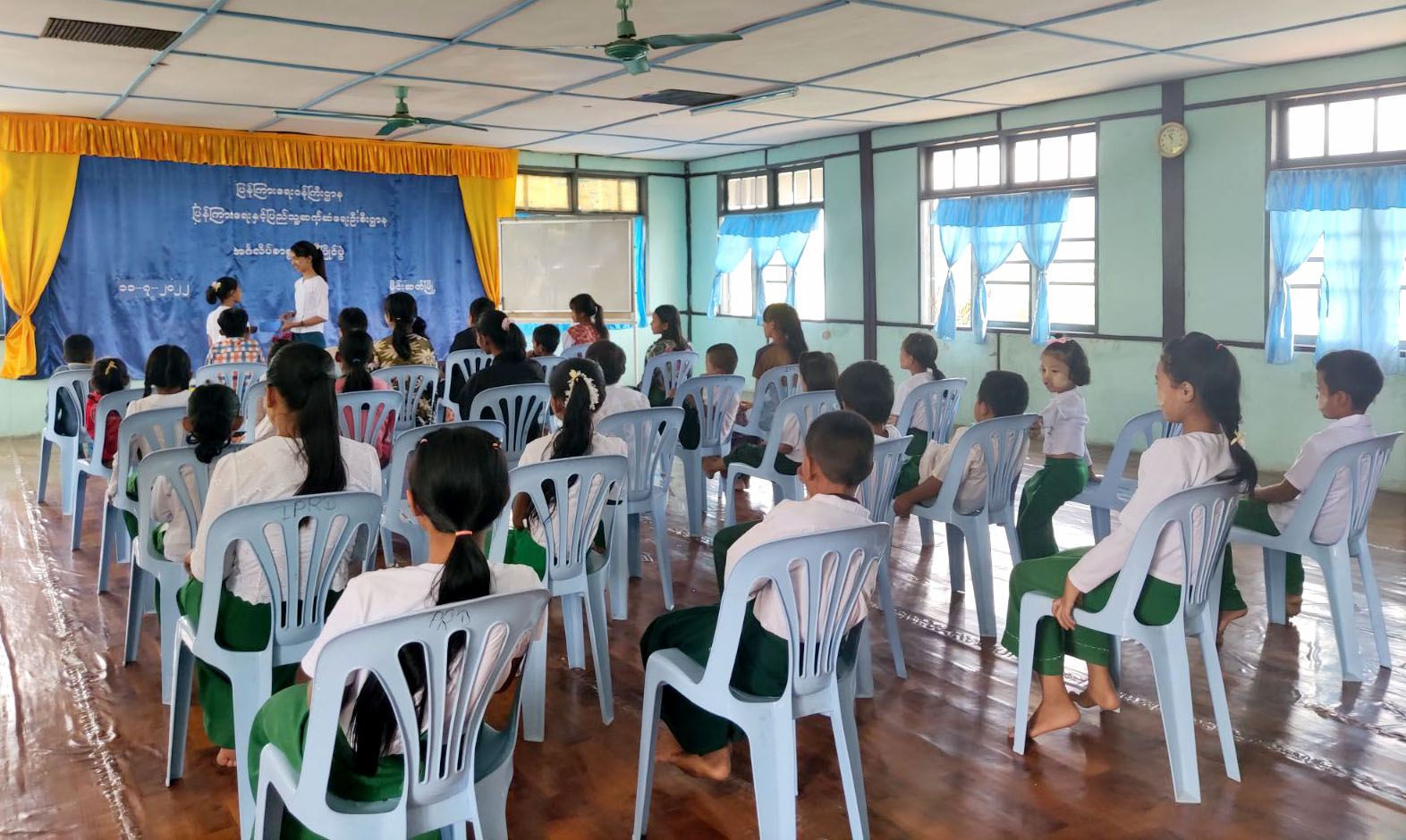 မိုင်းဆတ်မြို့၌ အင်္ဂလိပ်စာစွမ်းရည်ပြိုင်ပွဲကျင်းပပြုလုပ် Information