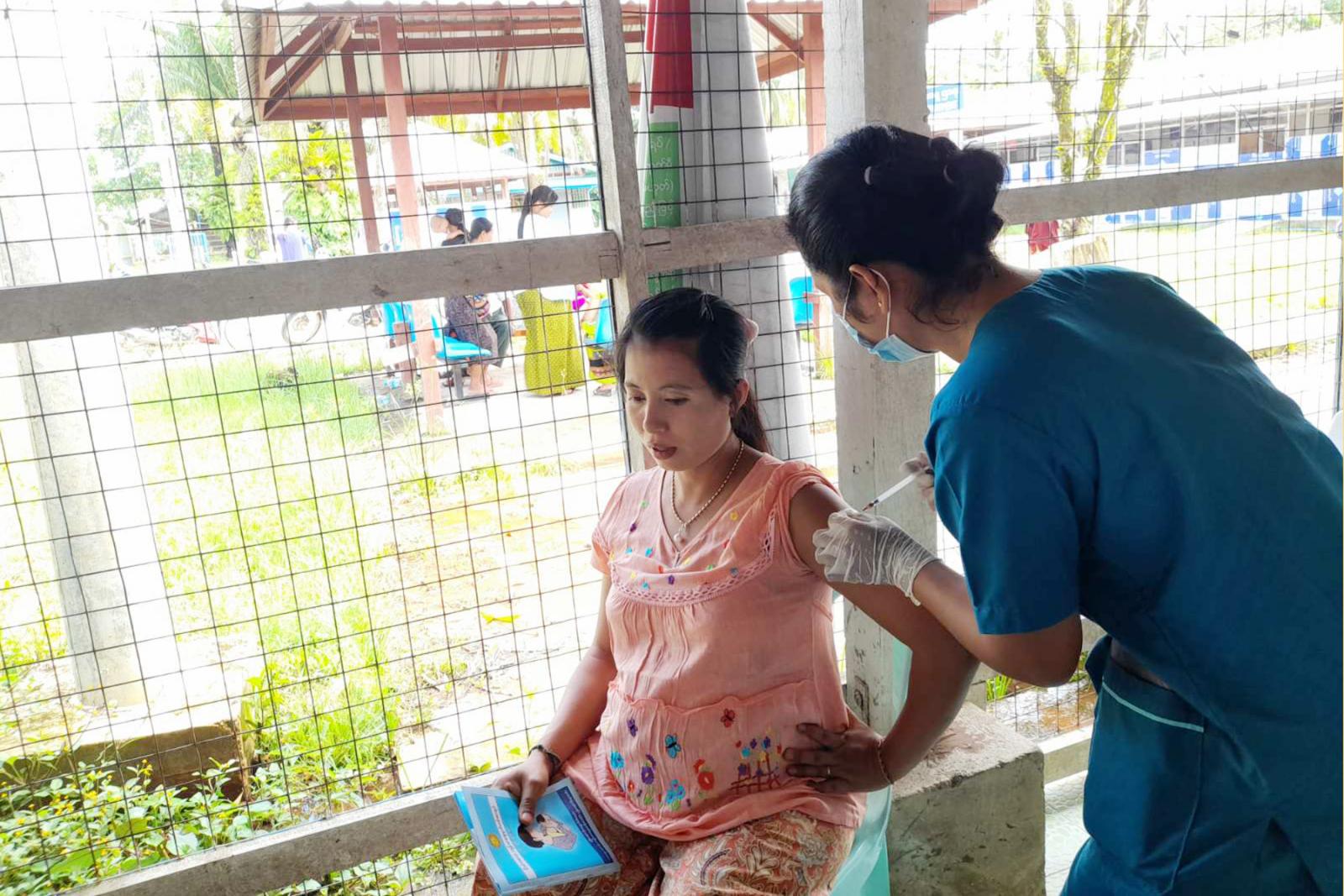 ဘုတ်ပြင်းမြို့နယ်တွင် အသက် ၂ နှစ်အောက်ကလေးငယ်များကို ပုံမှန်ကာကွယ