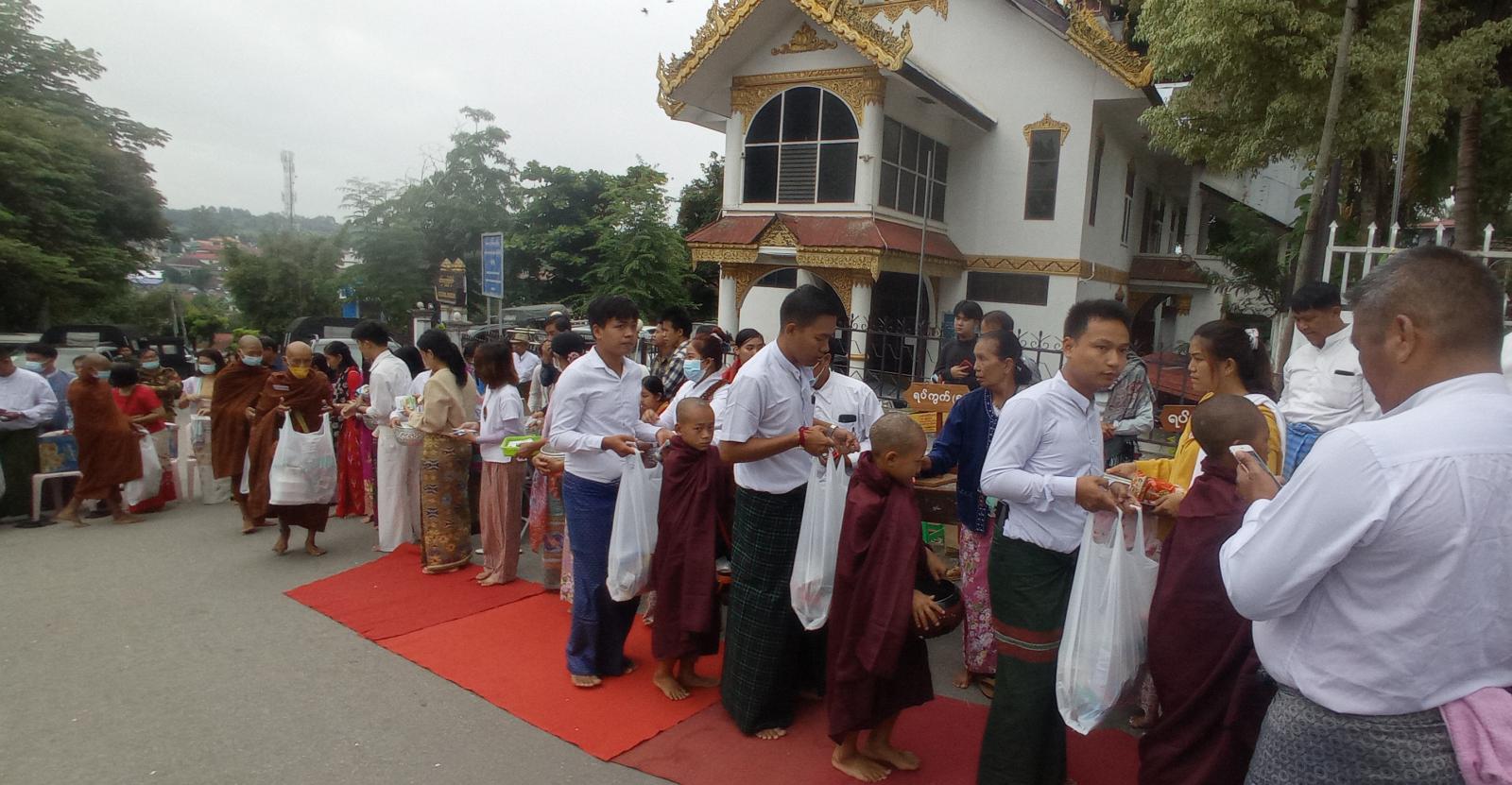 ကျိုင်းတုံမြို့နယ်တွင် ဝါတွင်း ၃လ ကာလအတွင်း စုပေါင်းဆွမ်းဆန်စိမ်းလောင